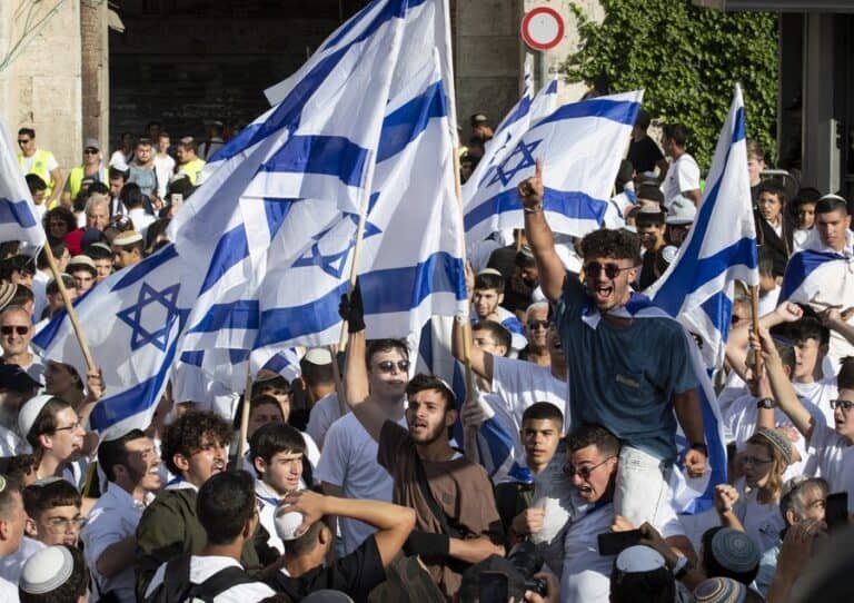 Israeli Flag March In Jerusalem Sparks Palestinian Outrage ...