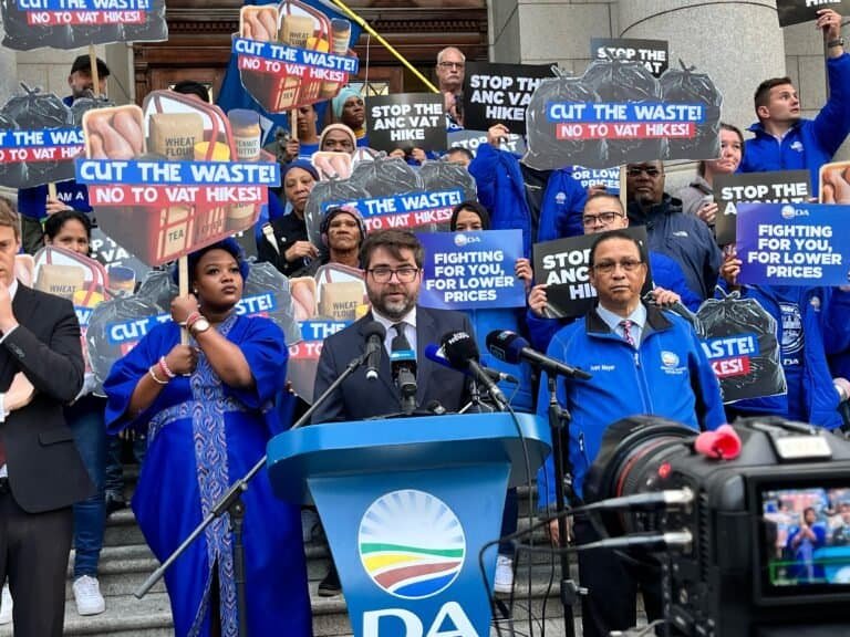 Reports that DA Chief Whip George Michalakis Reprimanded MP Karabo ...